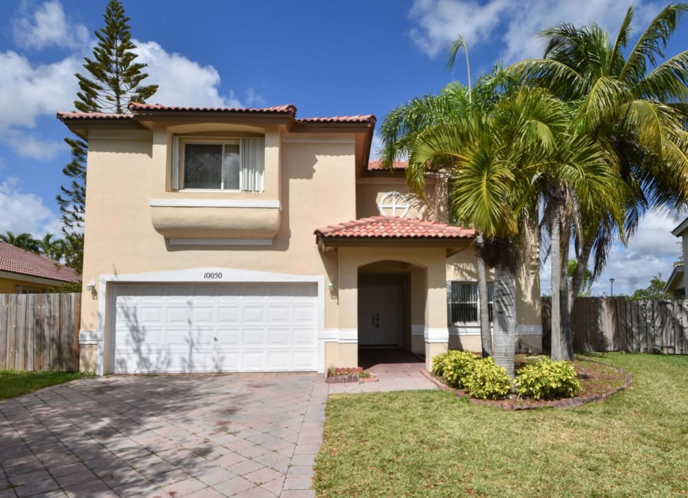 10050 SW 166th Ct, Miami, FL, 33196 | Invitation Homes