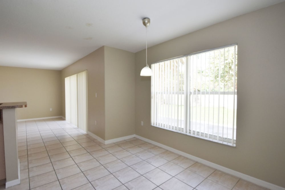 10050 SW 166th Ct, Miami, FL, 33196 | Invitation Homes