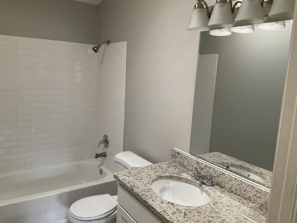 1118 Lake Shore Ranch Dr, Seffner, FL, 33584 | Invitation Homes