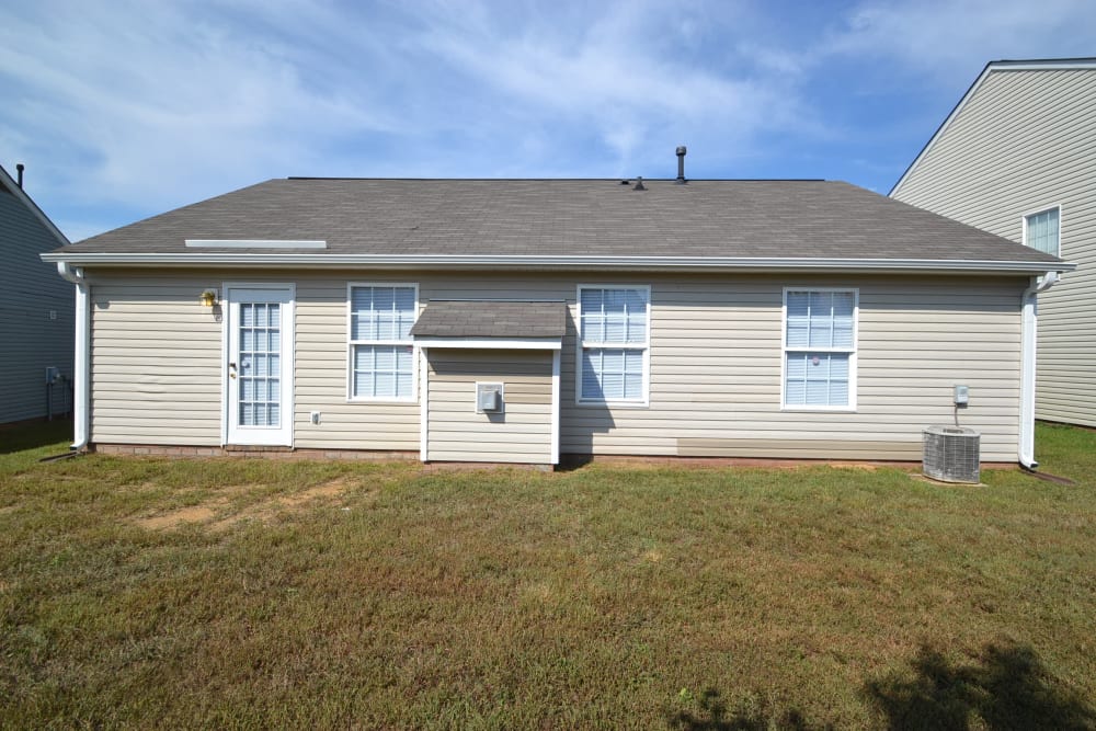 1324 Mandy Place Ct, Charlotte, NC, 28216 | Invitation Homes
