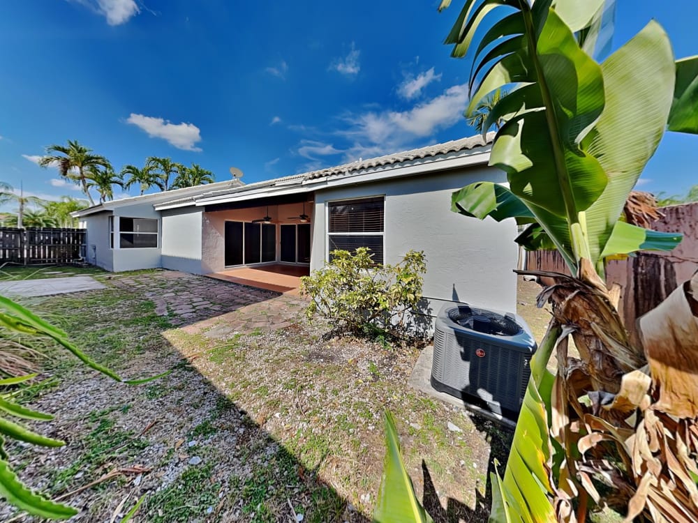 15543 SW 96th Ter, Miami, FL, 33196 | Invitation Homes