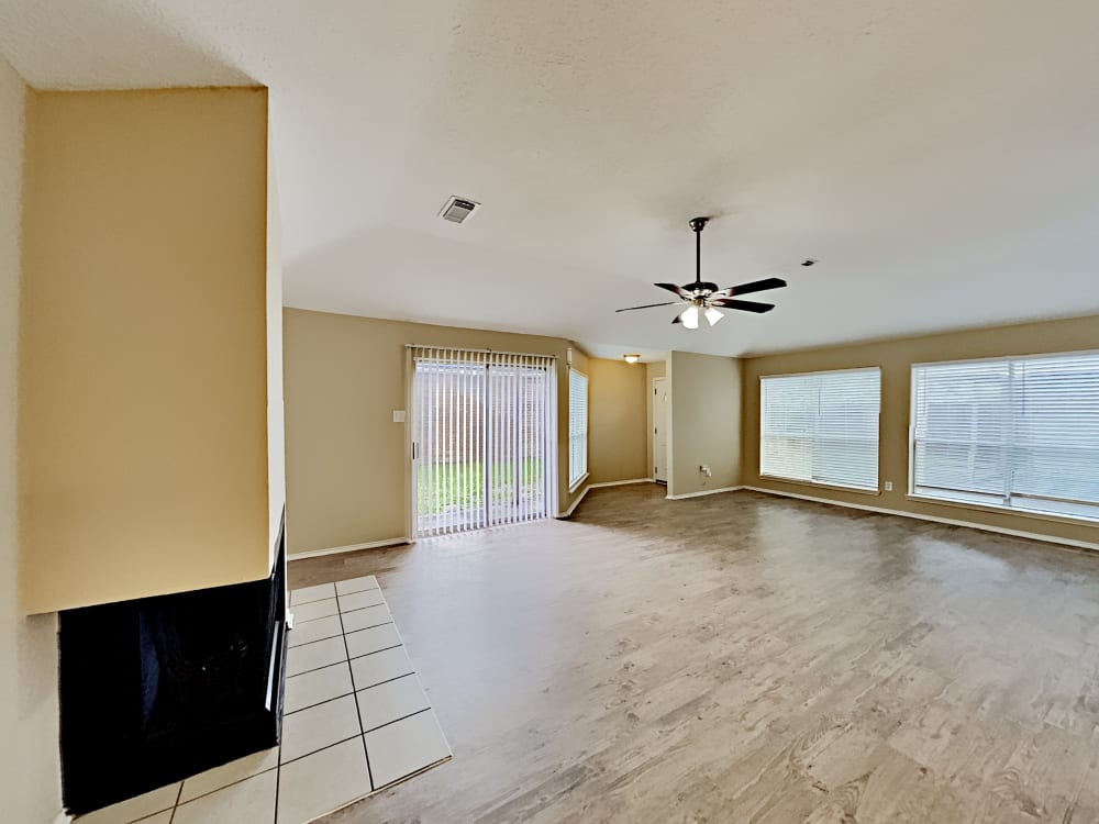 15922 Alta Mar Dr, Houston, TX, 77083 | Invitation Homes