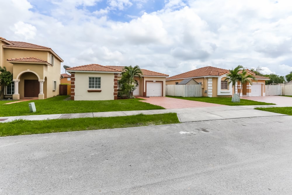 16286 SW 95th Ln, Miami, FL, 33196 | Invitation Homes