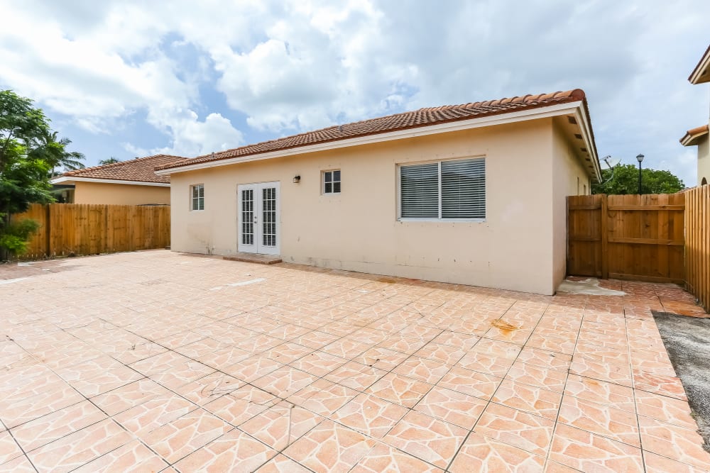 16286 SW 95th Ln, Miami, FL, 33196 | Invitation Homes