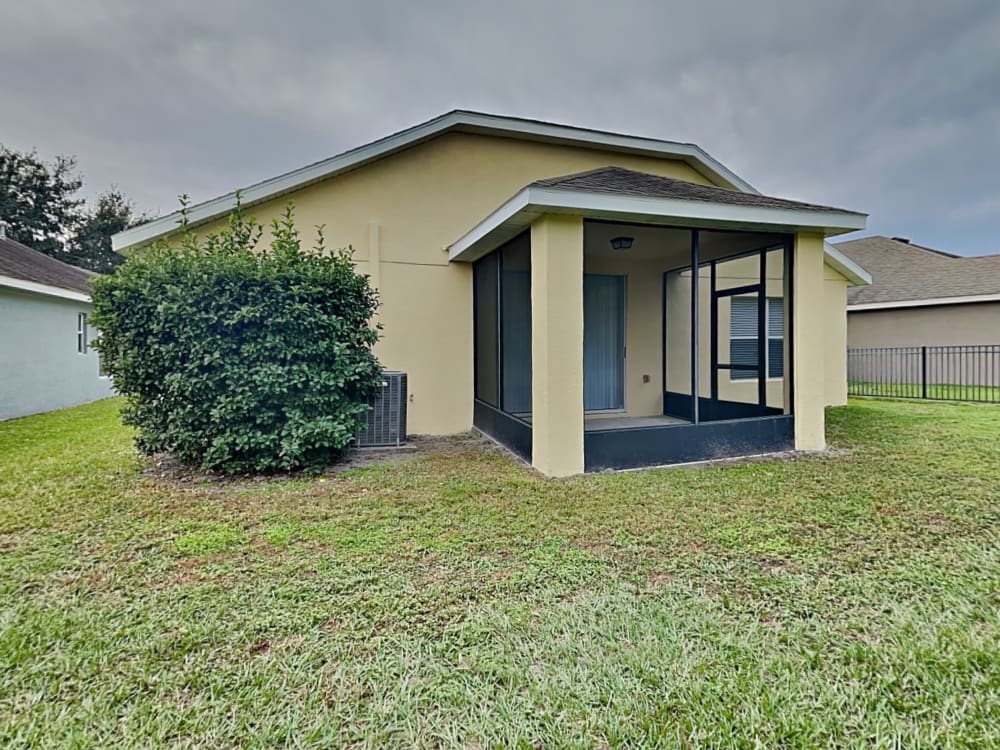 16336 Bridgeglade Ln, Lithia, FL, 33547 | Invitation Homes