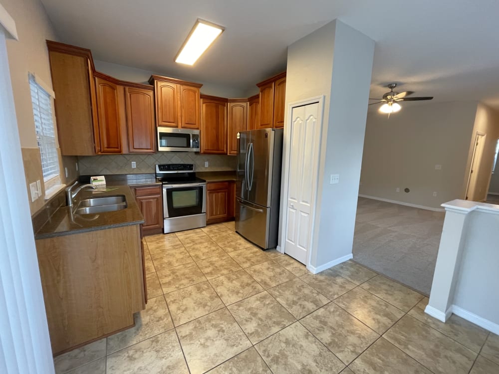 2056 Greenwood Valley Dr, Plant City, FL, 33563 | Invitation Homes