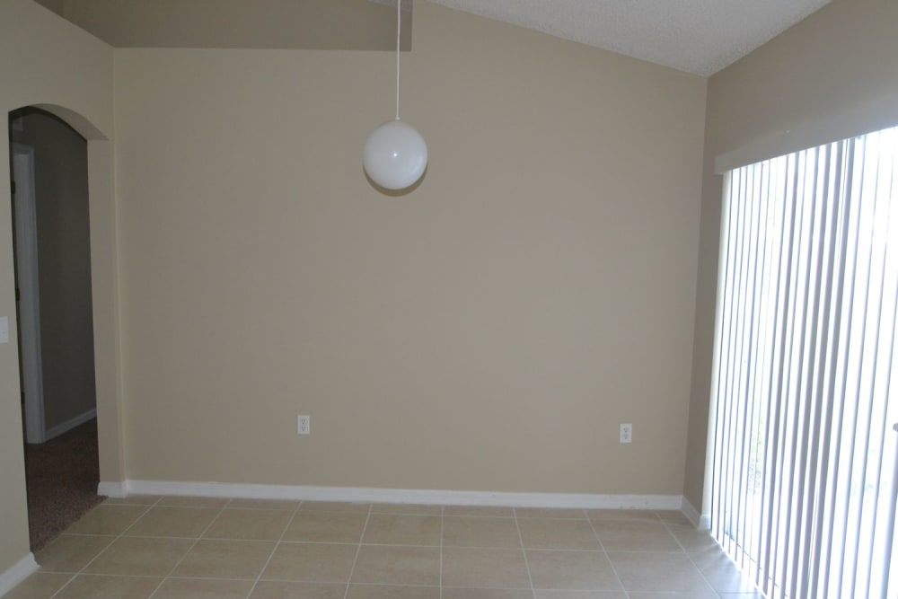 2165 Clearwater Dr, Deltona, FL, 32738 | Invitation Homes