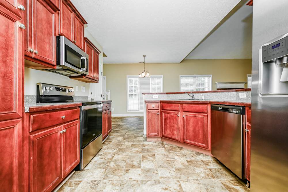 220 Hedgewood Dr, Hampton, GA, 30228 | Invitation Homes