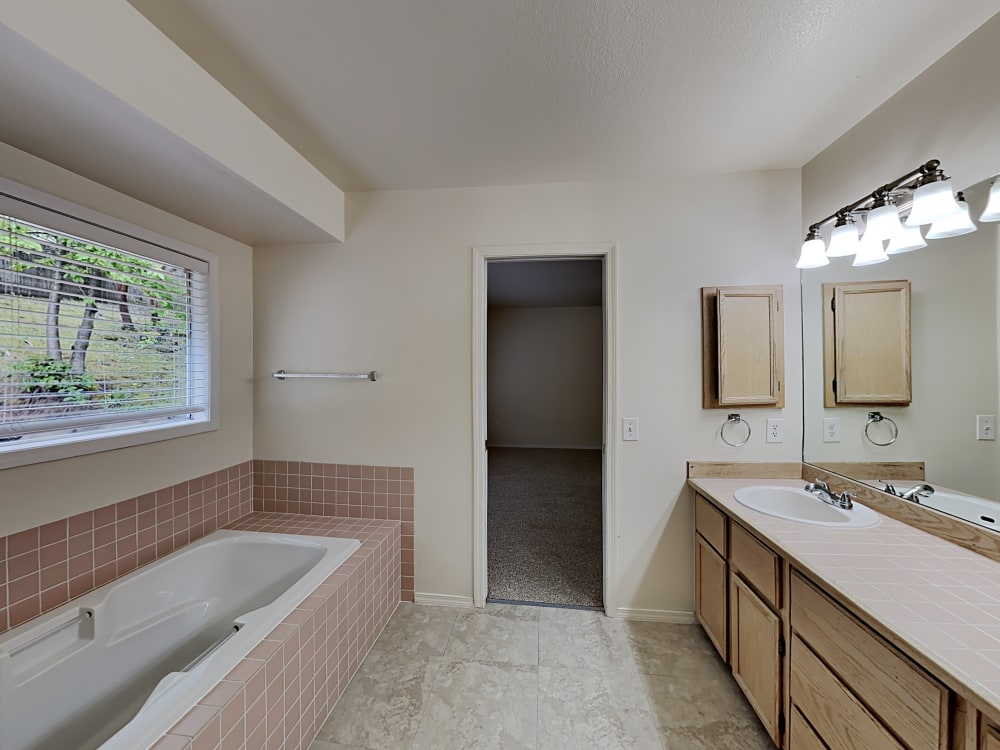 4031 SW 328th Pl, Federal Way, WA, 98023 | Invitation Homes