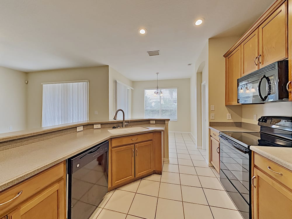 430 Thicket Crest Rd, Seffner, FL, 33584 | Invitation Homes