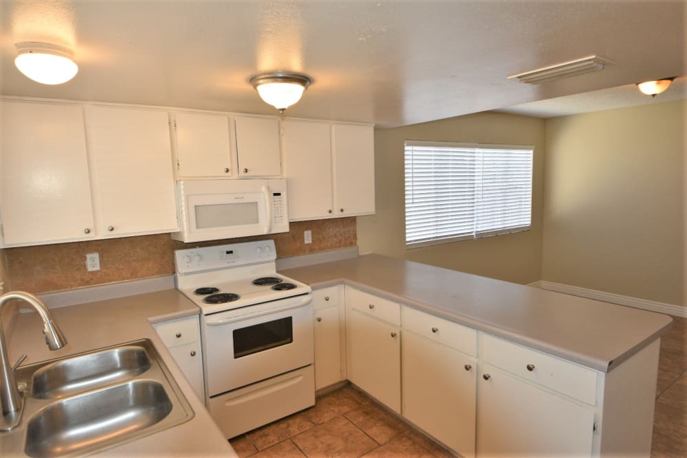 4438 W Ironwood Dr, Glendale, AZ, 85302 | Invitation Homes