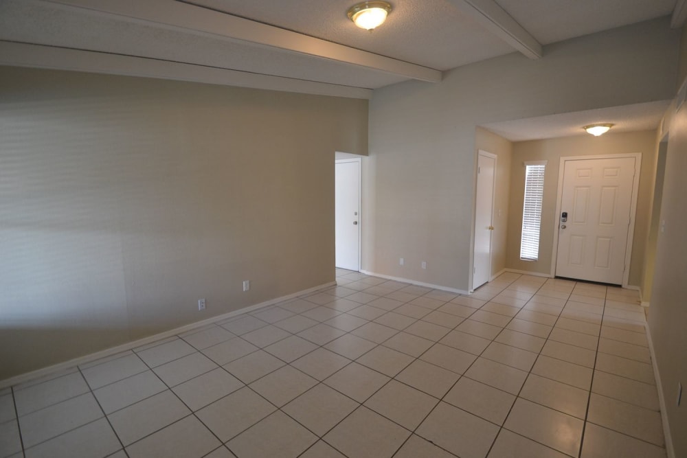 4614 N 78th Ave, Phoenix, AZ, 85033 | Invitation Homes