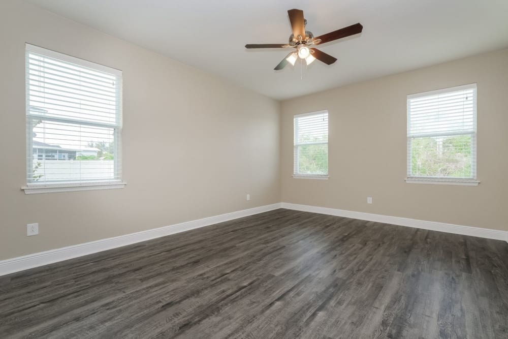 5026 Inshore Landing Dr, Apollo Beach, FL, 33572 | Invitation Homes