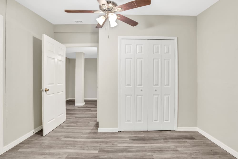 5026 Kempston Dr, Orlando, FL, 32812 | Invitation Homes