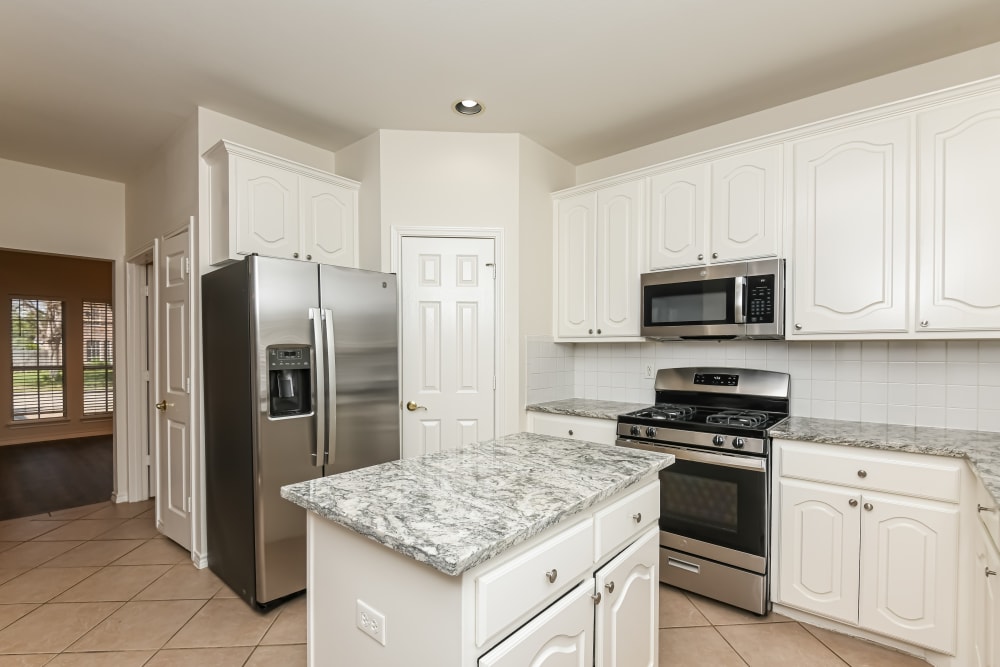 5909 Portridge Dr, Fort Worth, TX, 76135 | Invitation Homes