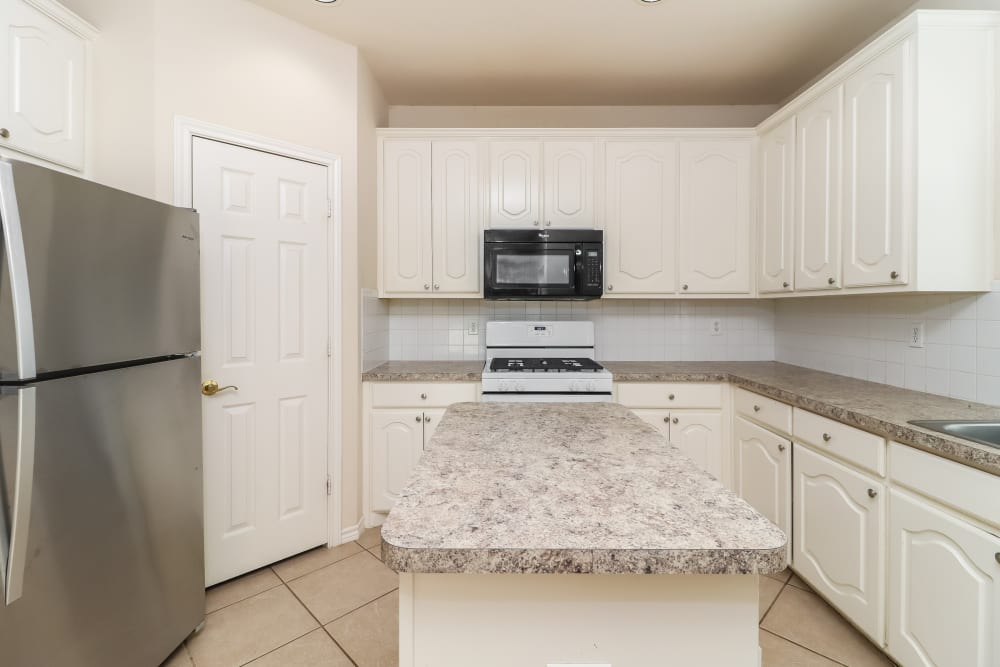 5909 Portridge Dr, Fort Worth, TX, 76135 | Invitation Homes