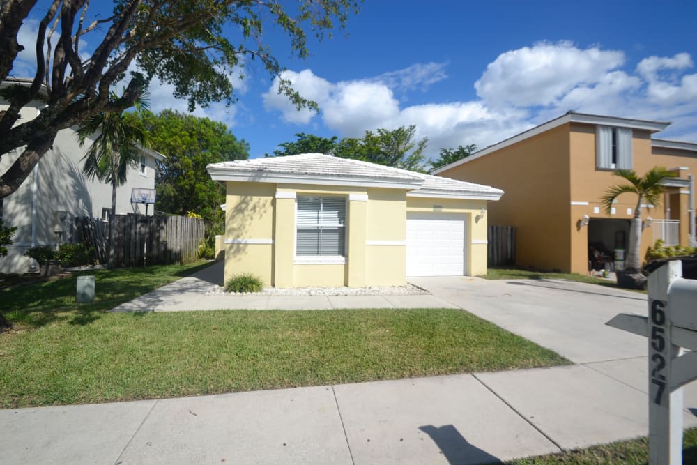 6527 Amberjack Ter, Margate, FL, 33063 | Invitation Homes