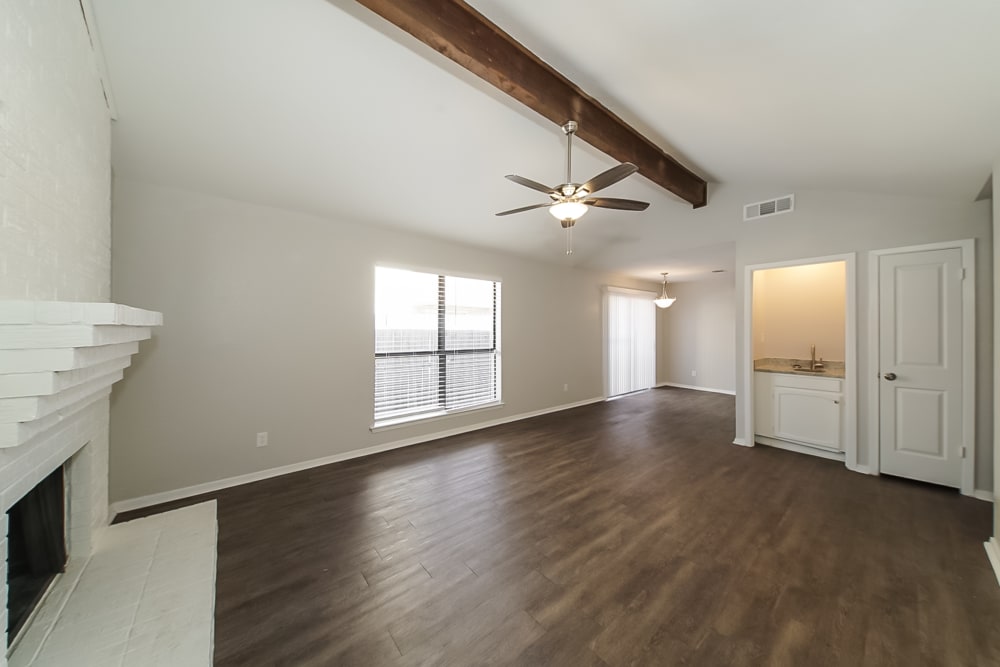 6709 S Creek Drive, Fort Worth, TX, 76133 | Invitation Homes