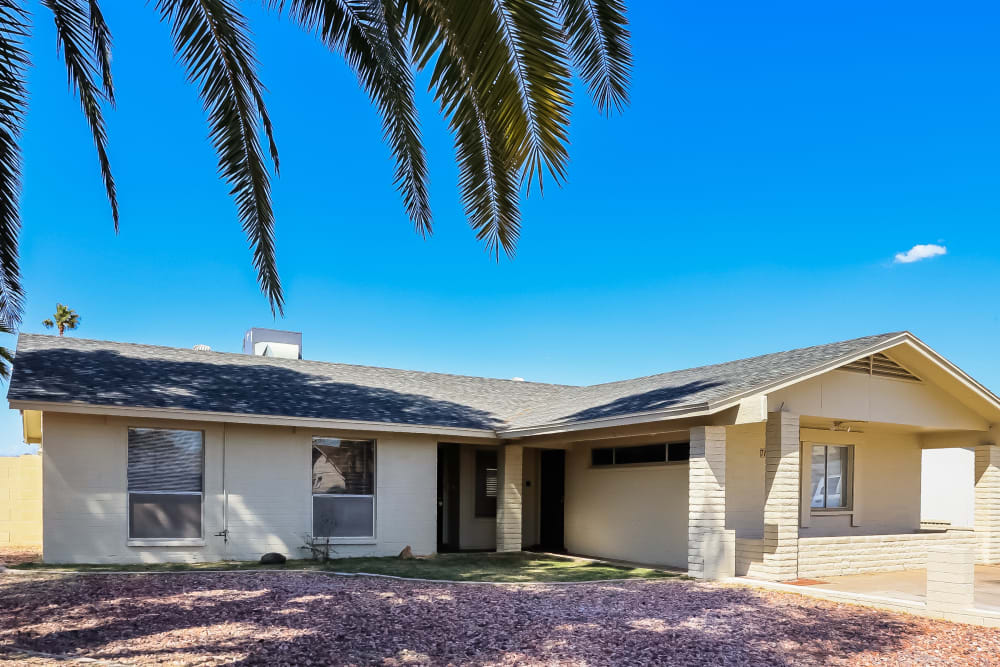 7646 W Mackenzie Dr, Phoenix, AZ, 85033 | Invitation Homes
