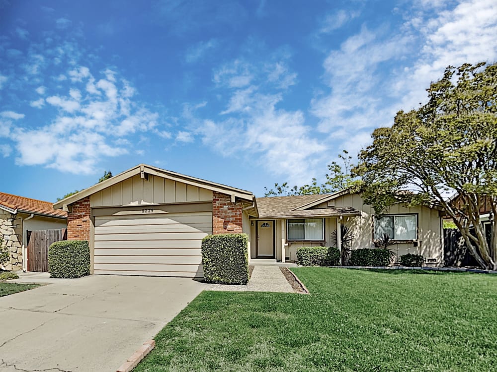 8229 Cedar Crest Way, Sacramento, CA, 95826 | Invitation Homes