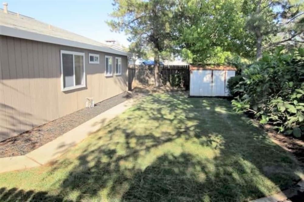 8612 Maple Grove Ct, Sacramento, CA, 95828 | Invitation Homes