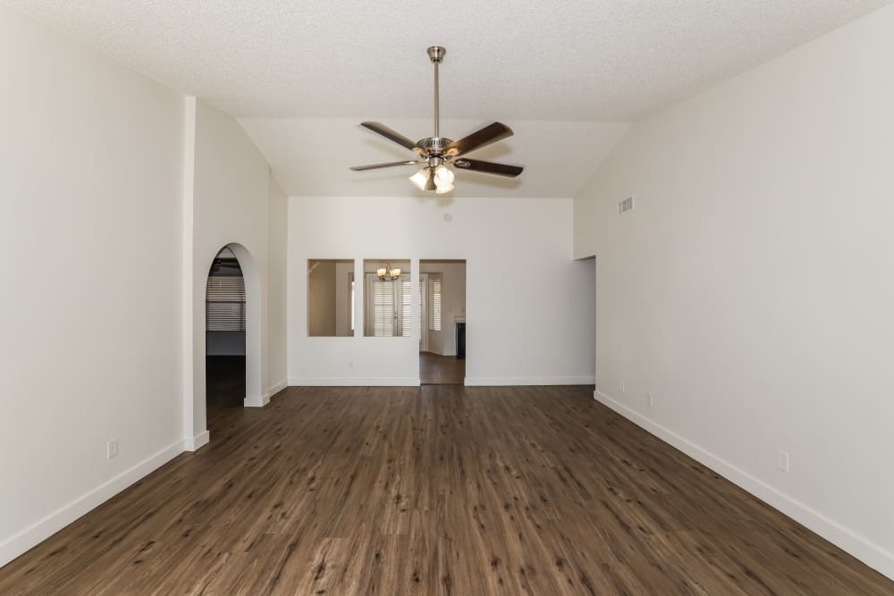 9126 W Mauna Loa Ln, Peoria, AZ, 85381 | Invitation Homes