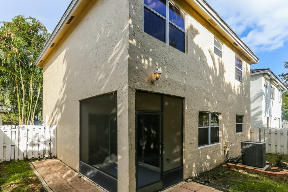 9837 NW 9th Ct, Plantation, FL, 33324 | Invitation Homes